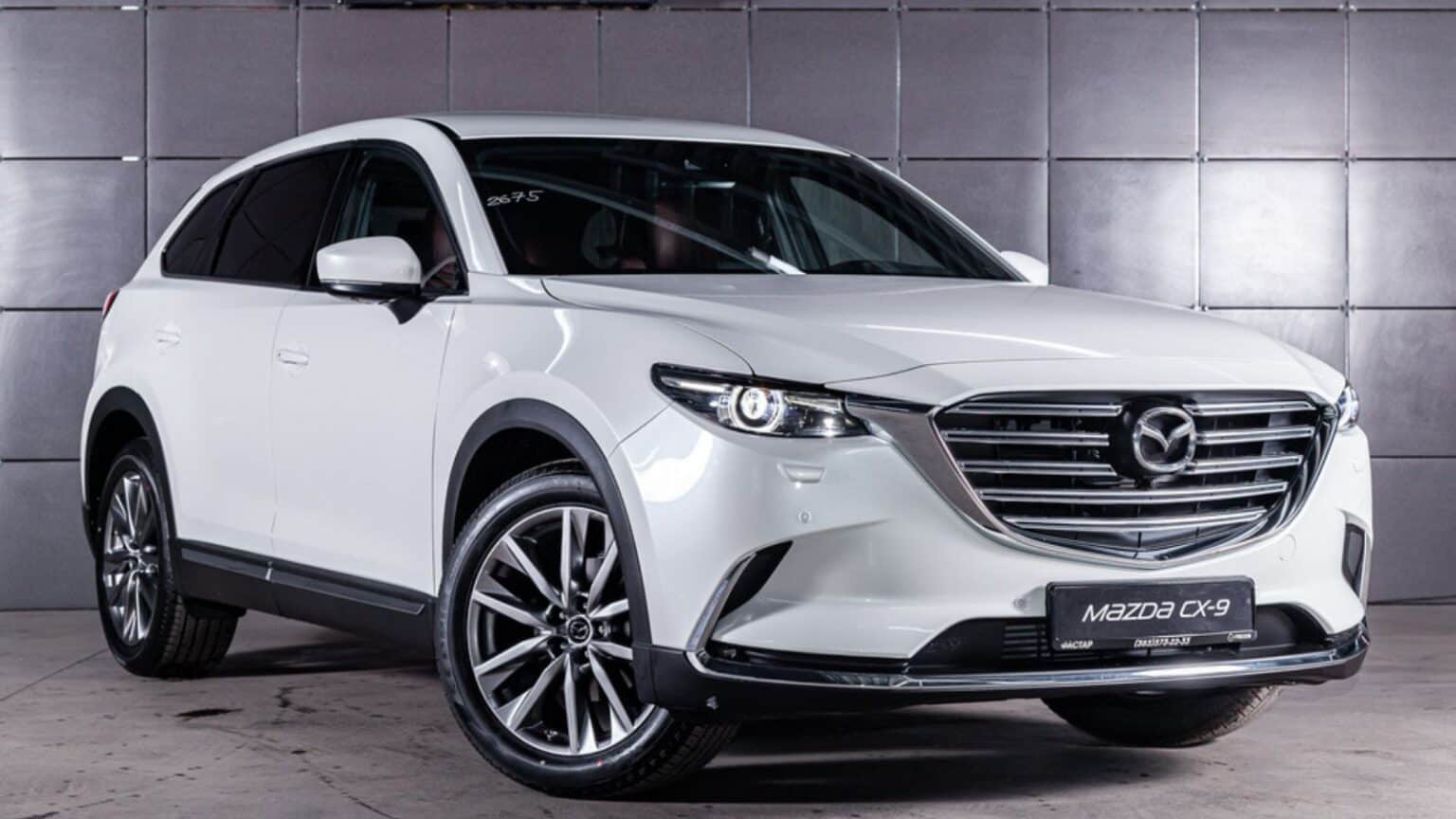 14 Chic Mom Cars for Growing Families That Aren't a Minivan - Mom Life