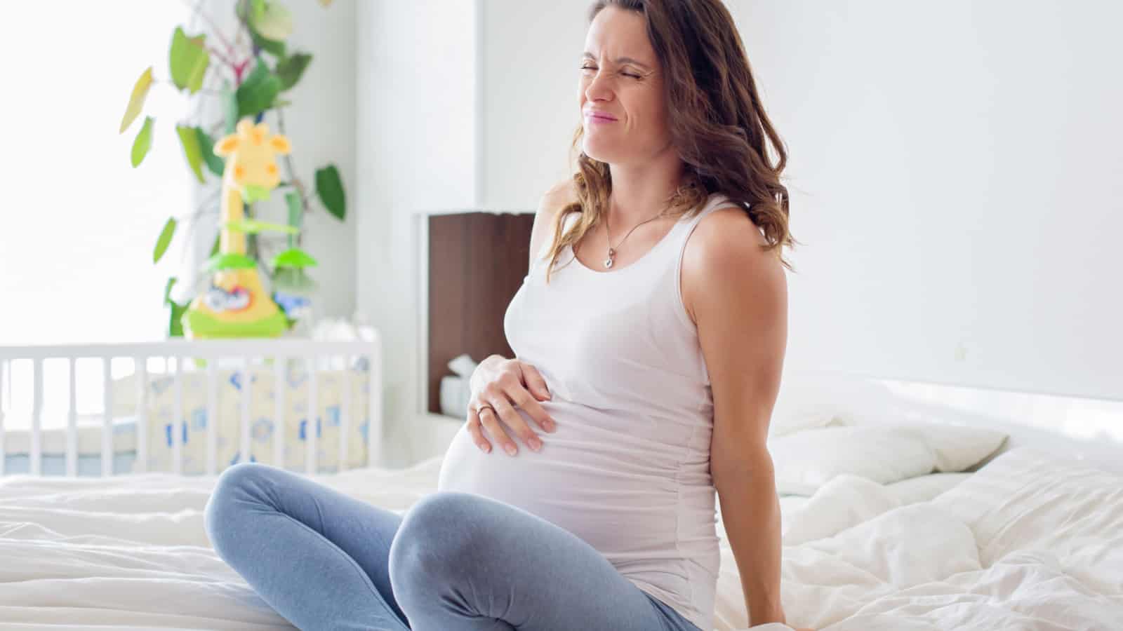 12 Benefits of Having Kids Later in Life (and 4 Cons) - Mom Life
