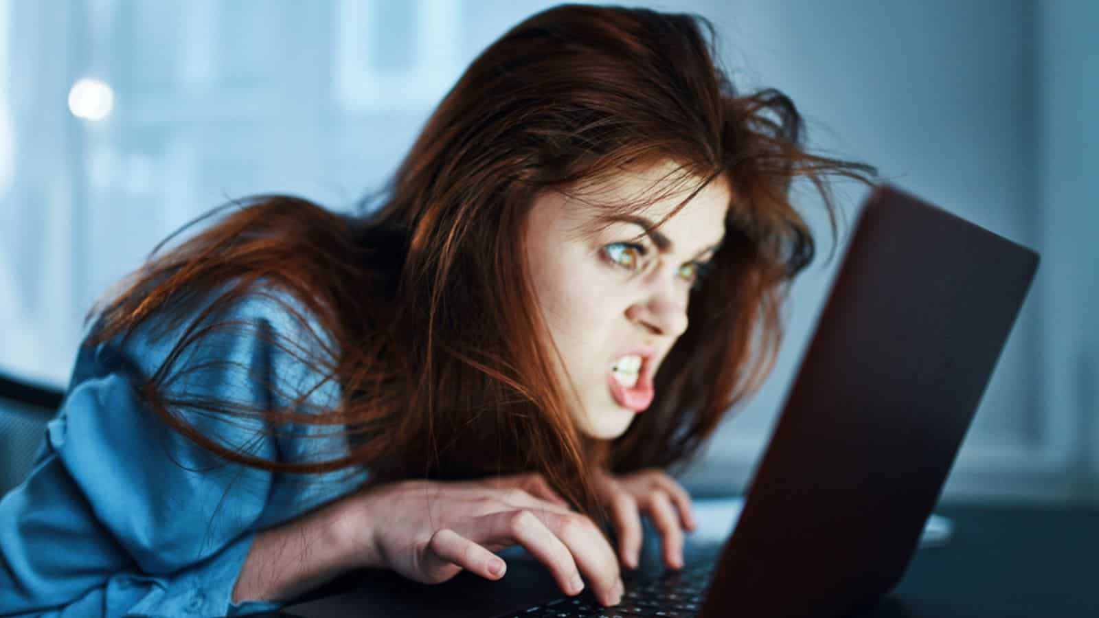 27 Little Things That Drive People Absolutely Crazy - Mom Life